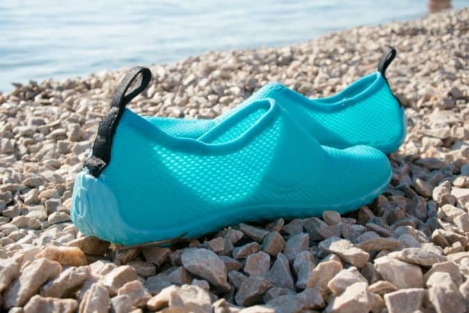 Best Water Shoes for Rocky Beaches in 2026 (REVIEW GUIDE)